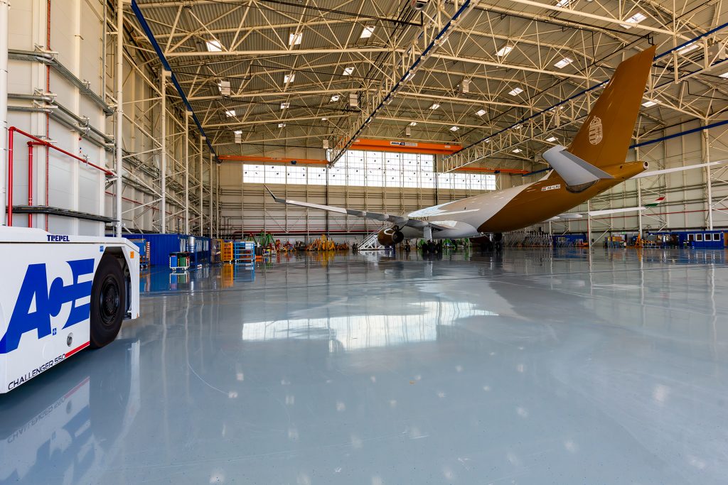 Aeroplex levelled up: first Code E aircraft arrived in the new hangar ...